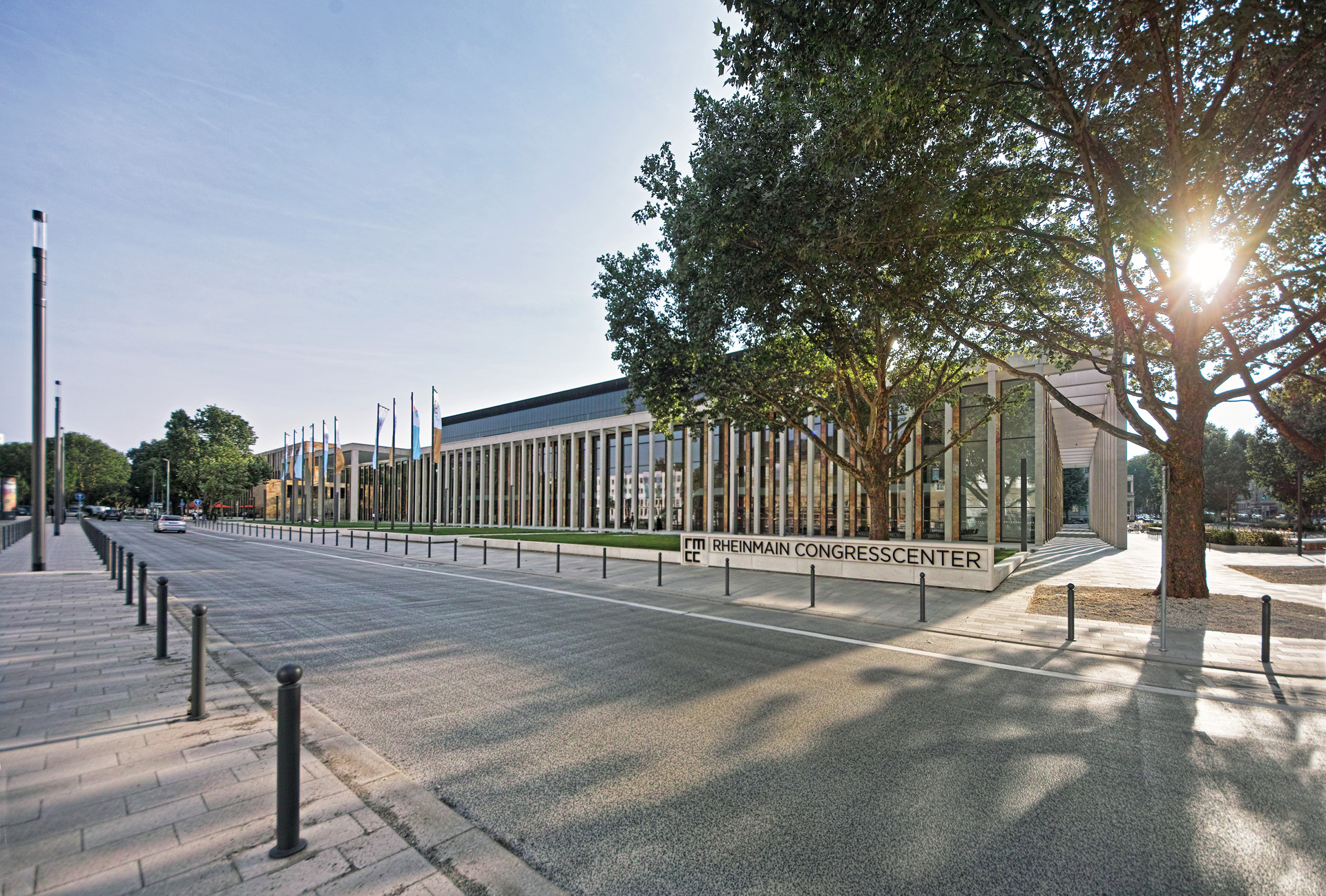 Neues RheinMain-CongressCenter RMCC in Wiesbaden eingeweiht | PKP ...